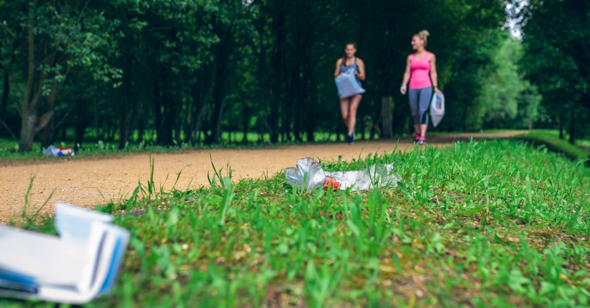 Dash for Trash "Plogging" Event - Pick it Up - Toss No Mas